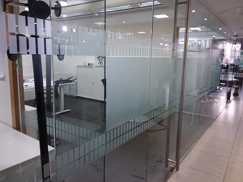 Chameleon – Southampton – Glass Manifestations